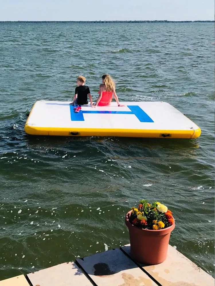 VEVOR Inflatable Floating Dock, Inflatable Dock Platform with Electric ...